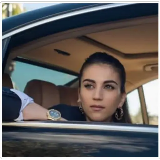 Sticker Maker - Claudia Salas ? Rebeca ?ELITE