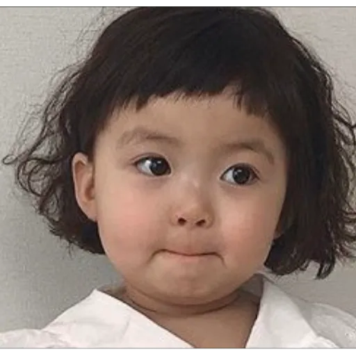 Sticker Maker - Niña Coreana